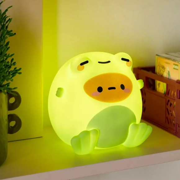 Smoko | Accents | Nwt Smoko Frog Tayto Ambient Light | Poshmark